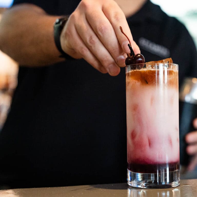 Kitty Hawk Seafood Bar & Dine-In Restaurant | Steamers OBX